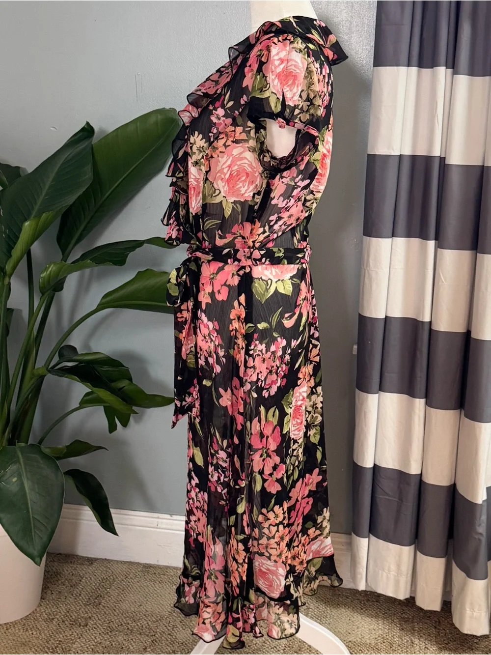 MSK | Dresses | Msk Black Pink Floral Print Chiffon Wrap Midi Dress ...